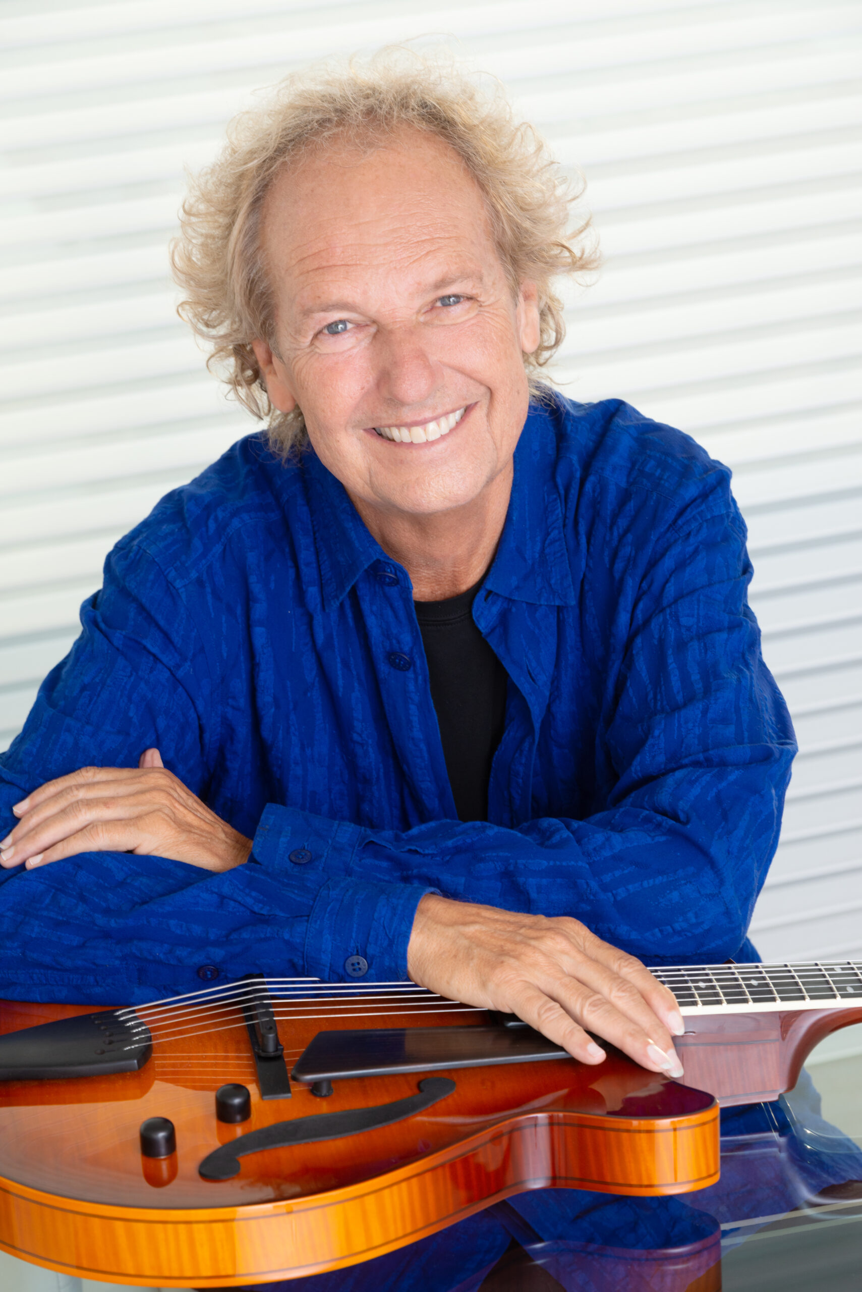 Biography – Lee Ritenour